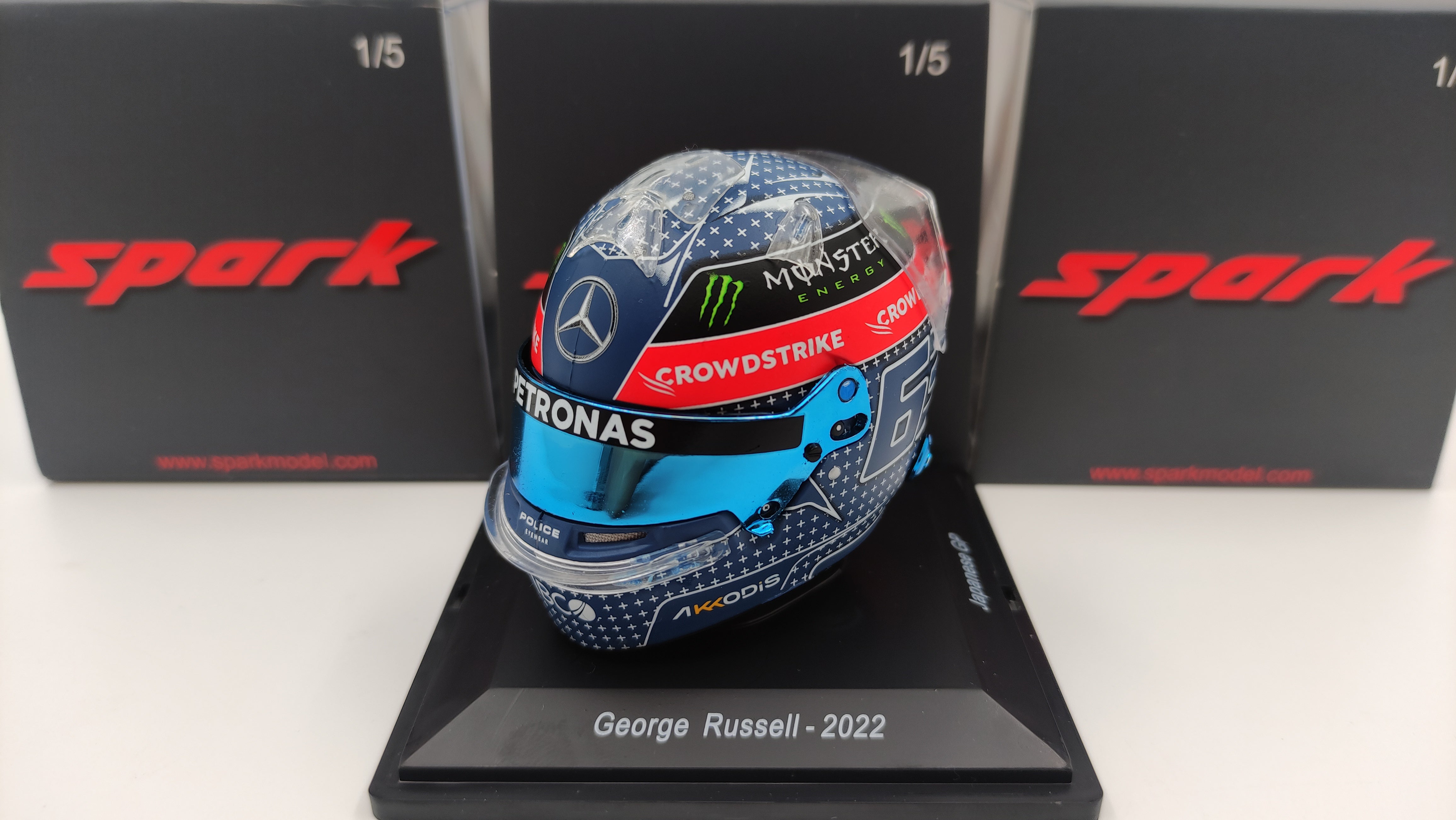 Spark Bell Helmet George Russell AMG Mercedes F1 Japanese 2022 1/5 5HF ...